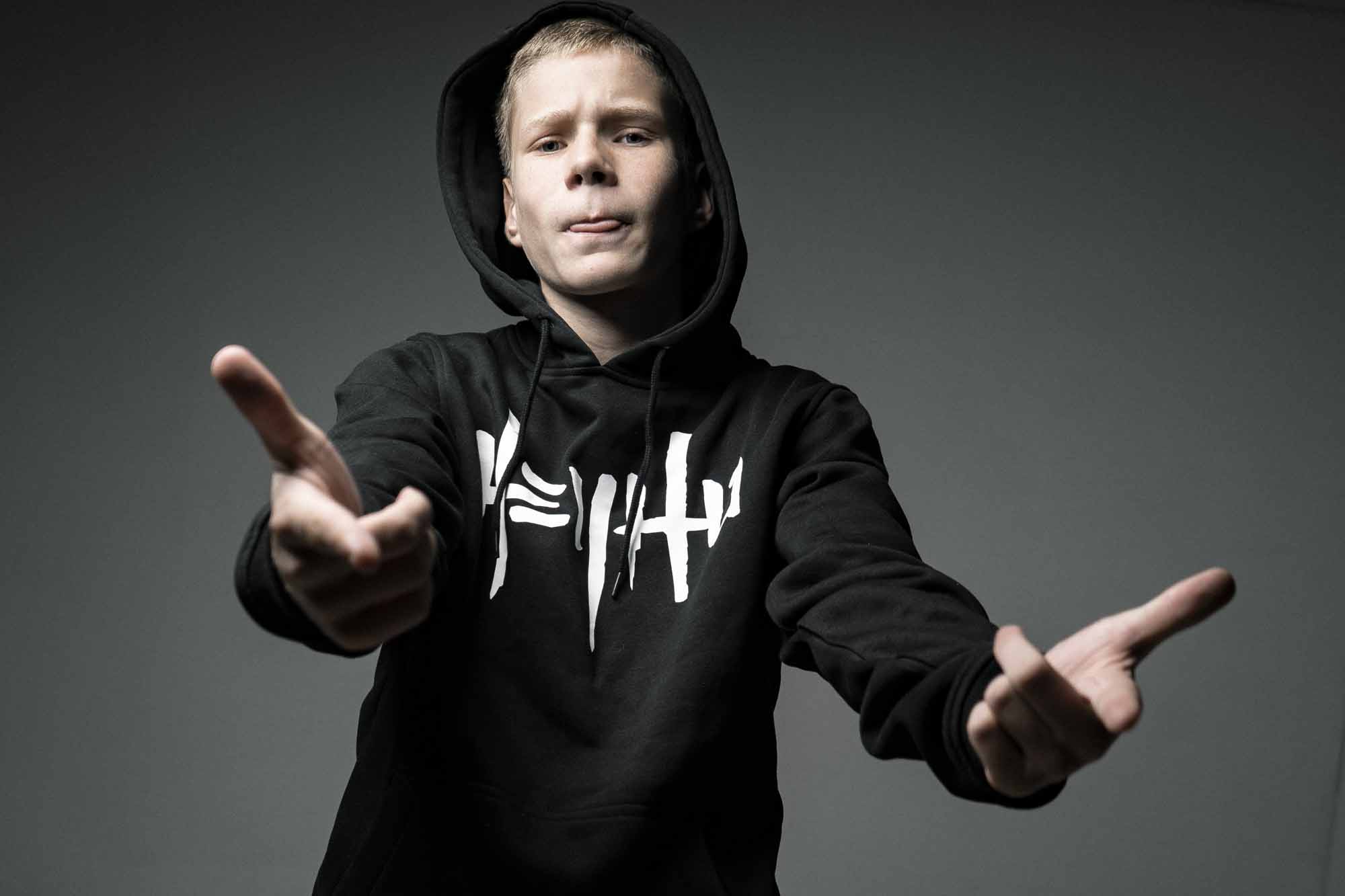 _ARV5901_©_Arthur_Rewak-Visual_Design_2018 – ARVD.SHOP