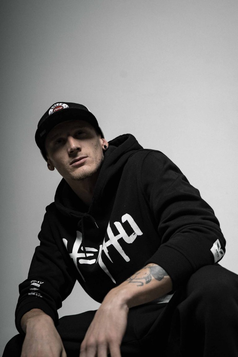 _ARV6759_©_Arthur_Rewak-Visual_Design_2018 – ARVD.SHOP